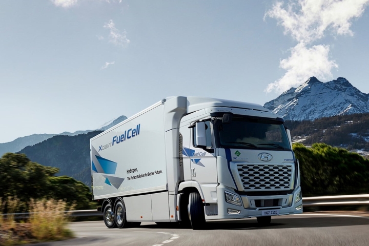 Here Are Full Details Of Hyundai Xcient Fuel Cell Truck